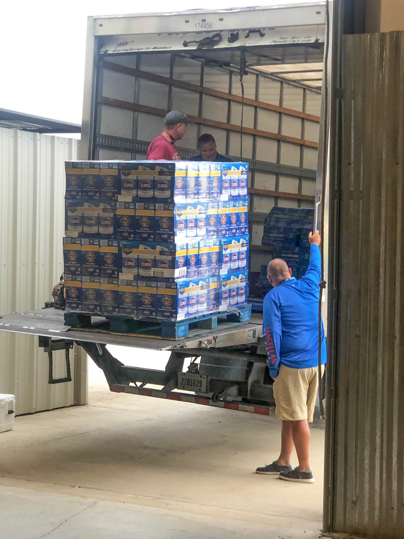 Local 37 abre sus puertas para ayudar a la AFL-CIO en las tareas de ...